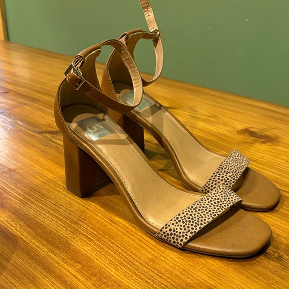 DV by Dolce Vita | Shoes | Dv By Dolce Vita Tan And Leopard Block Heels ...